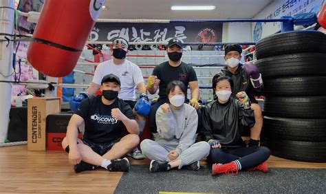 대한권투체육관 ⠀ 🌐 Daehanboxing 기본기와 다이어트 복싱의 모든것을 즐겁게 운동할수 있는 1부 타임과 쉐도우 복싱에 이은 실전 스파링과 시합대비 트레이닝을