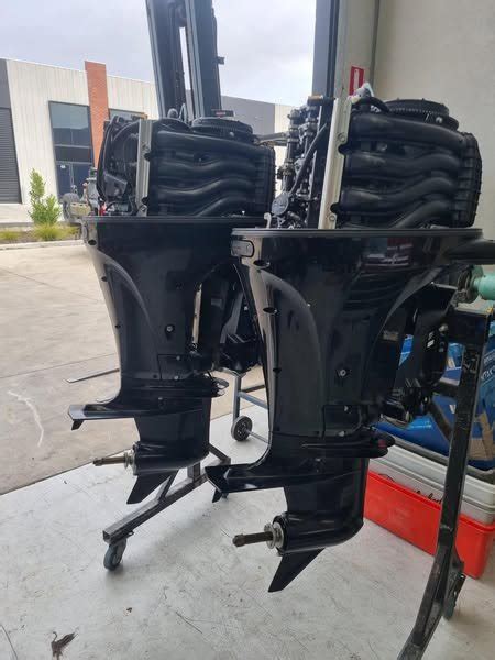 Suzuki Engine Twin Rig Scottoutboardmotors