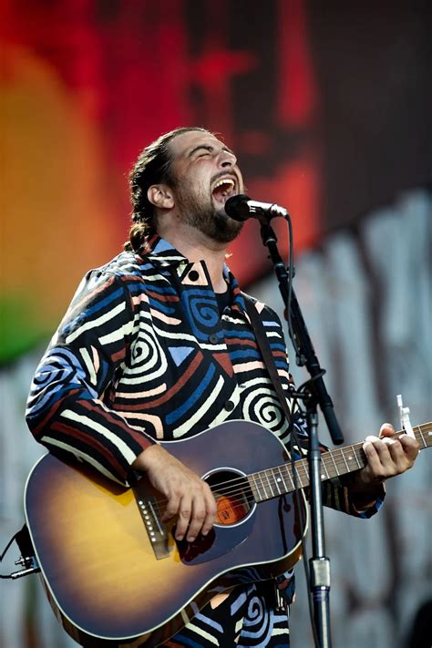 Noah Kahan Admits He Got Famous Uk Landmark Wrong Yahoo News Australia