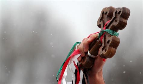 Футболист спаси кръста на Богоявление Xnews