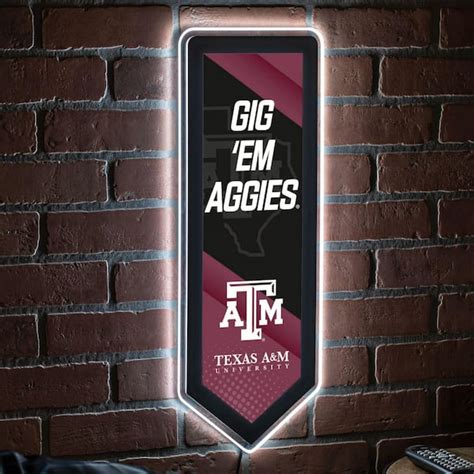 Evergreen Texas Aandm Pennant 9 In X 23 In Plug In Led Lighted Sign 8led969pen The Home Depot