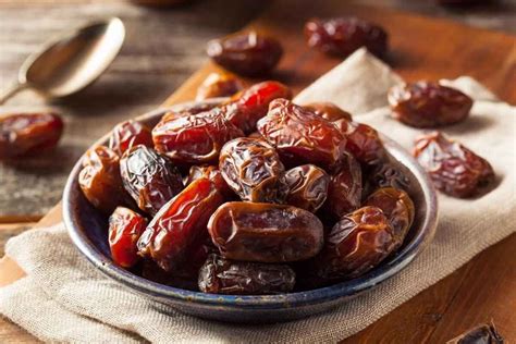 Are Dates Good For Colds Health Benefits Of Dates In Winter Persa