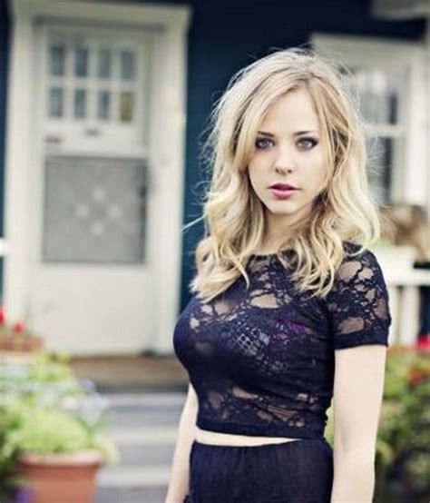 Mackenzie Porter Pic