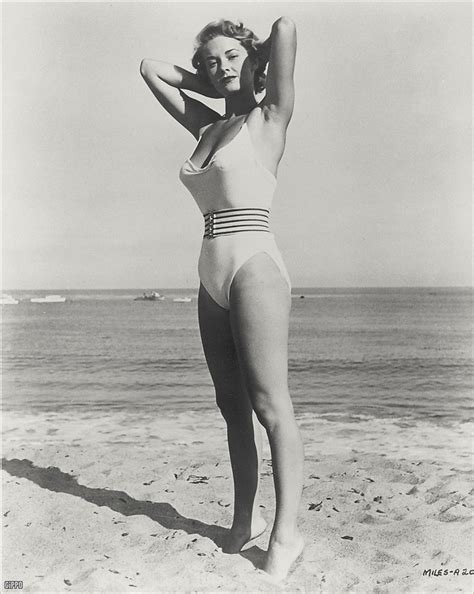 Vera Miless Feet