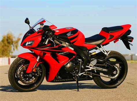 2011 Top Crotch Rocket Brands Honda Sport Bikes Honda Motorcycles