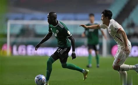 今日足球：浦项制铁vs蔚山现代，光州fcvs济州联