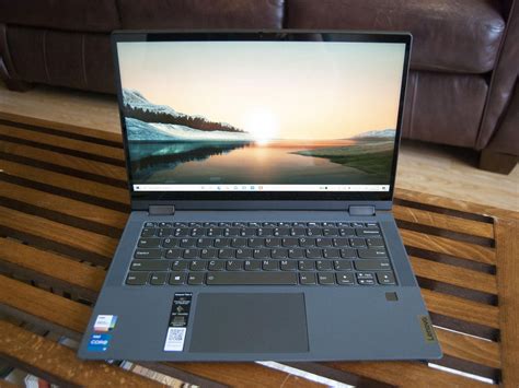 Lenovo Ideapad Flex I Review Refresh Keeps Same Great Features But Stick With Amd For Best