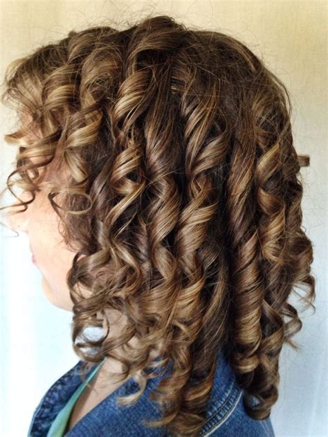 Tight Curls With Curling Iron
