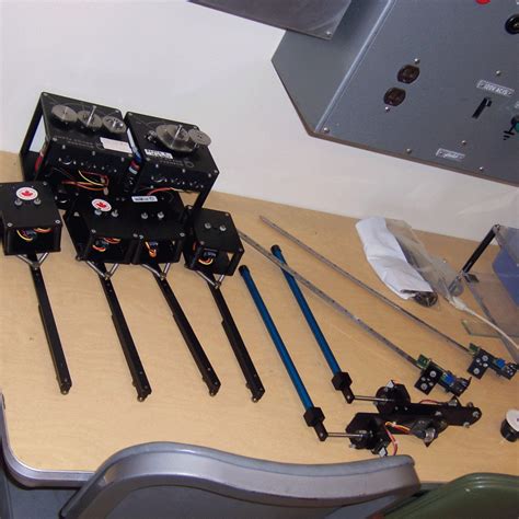 Distributed Dynamical Systems Laboratory Electrical And Computer