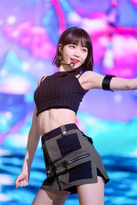 요즘 아이돌 중에 7의 여자 소리 듣는 아이돌 Dogdripnet 개드립