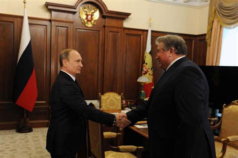 Ответы Mail Что означает бело черно красный флаг см вн