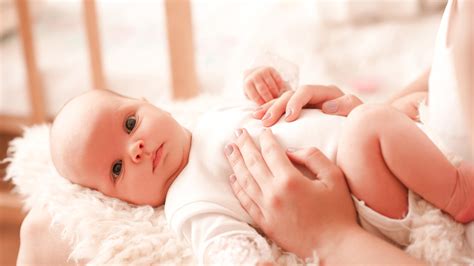 Пупочная грыжа у детей Телеканал Доктор