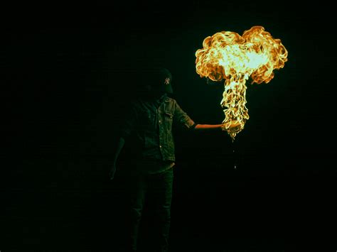 بنات Fire صدر Photos Download The Best Free بنات Fire صدر Stock