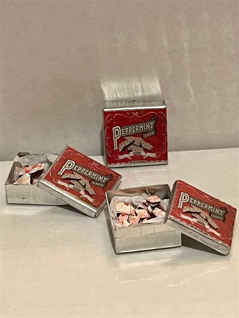 Peppermint Bark Tin Mysite 1