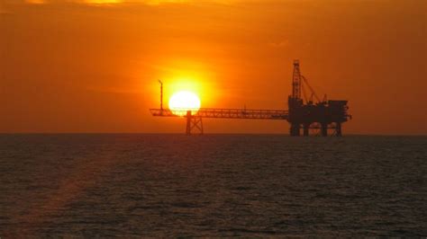 Keppel Delivers Worlds Largest Jack Up Rig Swzmaritime