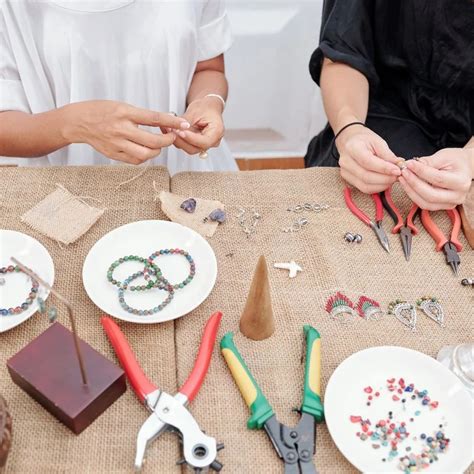 Specialist Certificate In Jewelry Arts And Styling At ₹ 108000course In