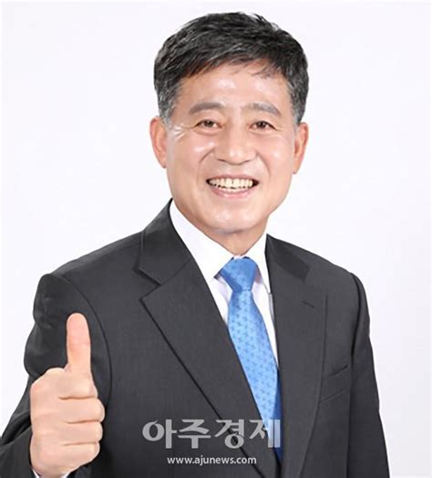 정성주 김제시장 후보 김제형 교육자치를 실현하겠다 아주경제