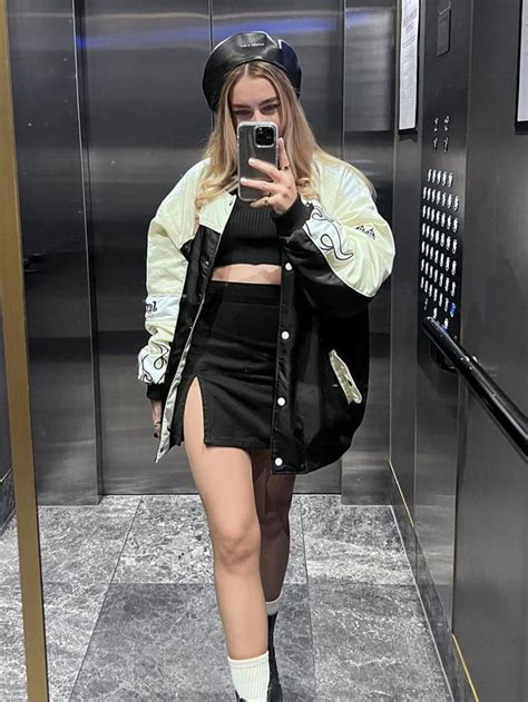 Shes A Babe 🔥 R Paladinambersexy