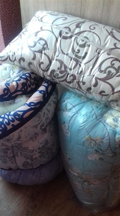 Ковдри одіяла подушки з овечої шерсті