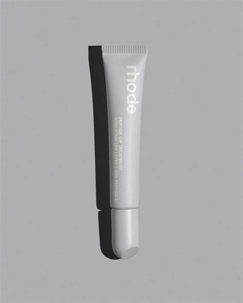 Rhode Peptide Lip Treatment Strawberry Glaze Review