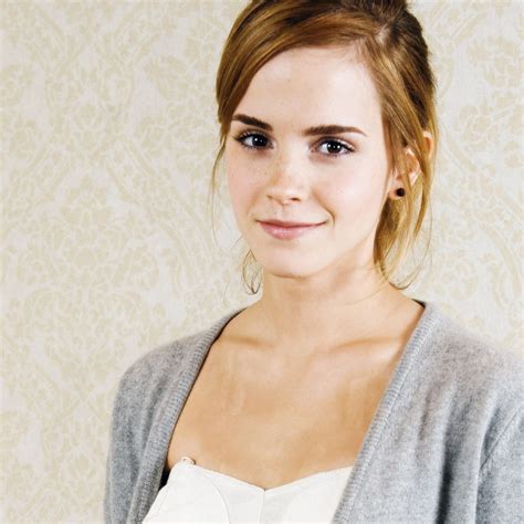 900x900 Resolution Emma Watson Sexy Wallpaper 900x900 Resolution