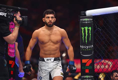 Arman Tsarukyan Adriano Martins Win Vs Islam Makhachev Wasnt Lucky