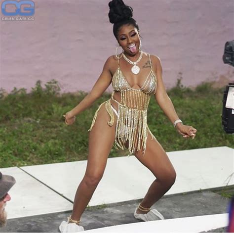 Yung Miami Nude Pictures Photos Playbabe Naked Topless Fappening