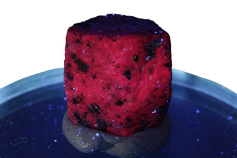 5 Highly Fluorescent Ruby Crystal India 252709 For Sale