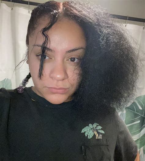 I Desperately Need Help With My Hair I Am Clueless When It Comes To Styling Trying My Best To