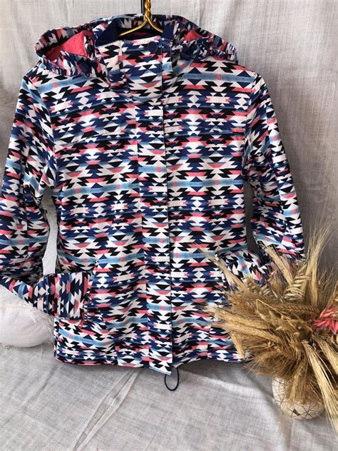 Зимова куртка — ціна 1500 грн у каталозі Куртки Купити жіночі речі за доступною ціною на Шафі