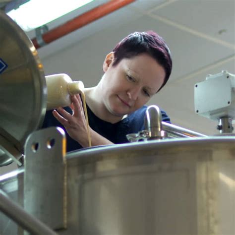 Qanda Dr Emma Walker On The Fine Art Of Blending Scotch Whisky For Johnnie Walker