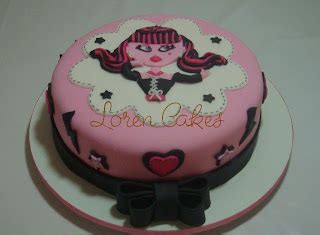 Loren Cakes Bolo Draculaura