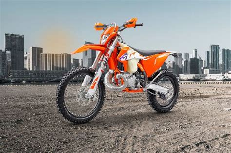 Ktm 250 Exc Tpi Vs Moda Aero E Comparison Zigwheels