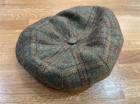 Lawrence And Foster Dalby Cap Redyellow Stripe Country Ways