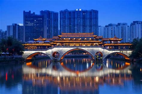 90的成都人都知道的7个地标！谁最能代表成都？ 搜狐大视野 搜狐新闻