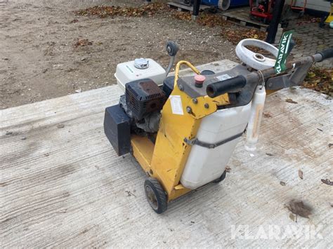Asfaltskærer Husqvarna Fs 400 Lv Holbæk Klaravik Auktioner