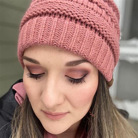 Updated 48 Enticing Pink Eyeshadow Looks August 2020