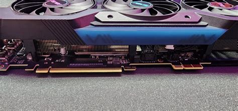 ASUS Unveils Proprietary New GPU Power Connector GLITCHED