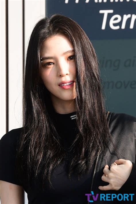 [방송][t포토] 한소희 넘사벽 미모 Ytn