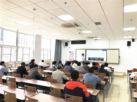 基层教学组织在行动：石油及天然气地质学课程组开展教学观摩研讨活动 中国地质大学 资源学院