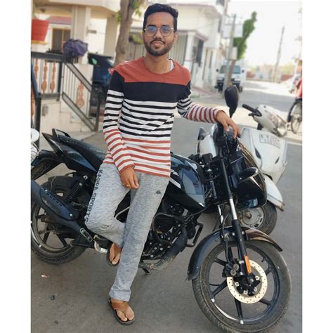 Rishabh Gupta 😀if Youre Waiting For Me To Care You Better Bring A Comfortable Chair 😀