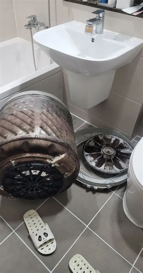 이물이 많이 나와서 빨리 청소해야했는데 다음날 바로오셔서 깔끔하게 작업해주셨습니다~ 숨고 숨은고수