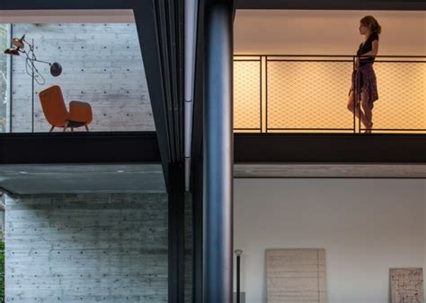 Pitsou Kedem Creates Modernist Inspired Home In Tel Aviv