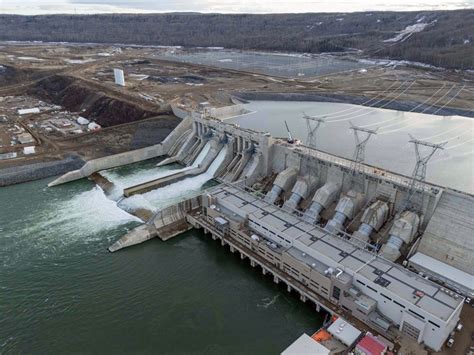 Site C Dam In Bc Halfway To Full Operations Powell River Peak
