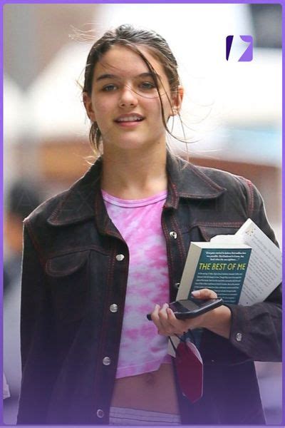 Who Is Suri Noelle Everything To Know About Katie Holmes Daughter