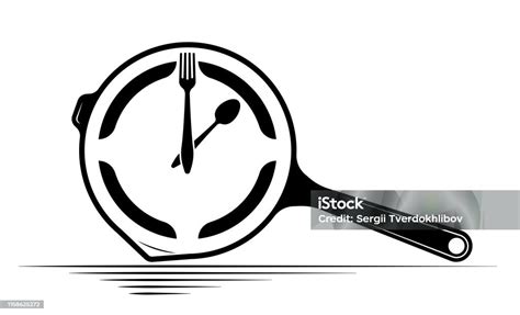 카페 나 레스토랑의 로고 메뉴 또는 광고용 엠블럼 숟가락과 포크와 철판의 형태로 시계 개념에 대한 스톡 벡터 아트 및 기타 이미지 개념 검은색 고기 Istock