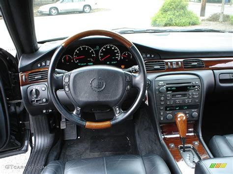 2003 Cadillac Seville Sts Black Dashboard Photo 41317083