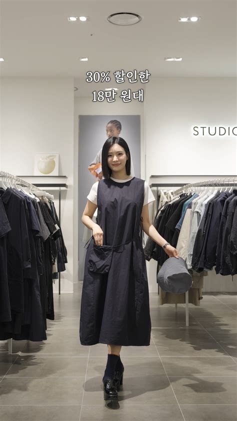 현대프리미엄아울렛현대아울렛 공식계정 Official Event 봄이 좋은 이유 흰 티에 청바지 한장으로 코디가 끝나니까😉 청바지하면 생각나는 대표브랜드 캘빈