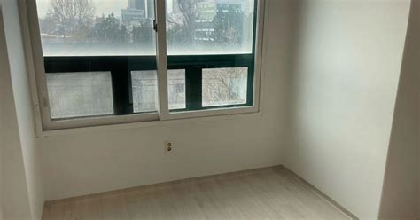 세심하고 꼼꼼하게 청소해주셨어요 중간에 곰팡이가 있어서 비용 추가해서 제거했는데 말끔하게 잘 지워졌습니다~~~ 숨고 숨은고수