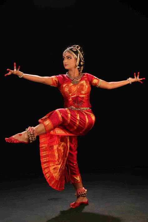 Indian Classical Dance Bharatanatyam Poses